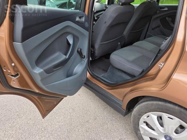 Brūns Ford C-Max 2014 Jelgava, ar dzinēja tilpumu 1.60 L un nobraukumu 149 tūkst. km par 4050 €, foto 3 vietnē AUTOMOTO.COM.LV