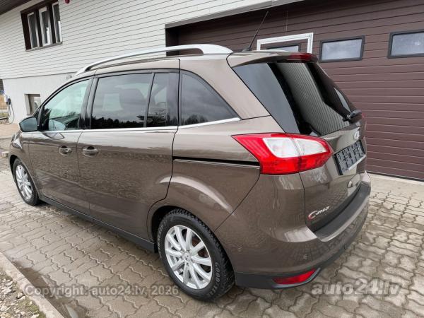 Brown Ford C-Max 2016 in Voru, with an engine capacity of 1.50 L and mileage of 279 thousand km for 6490 €, photo 3 on AUTOMOTO.COM.LV