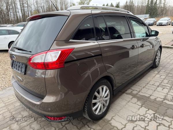 Brown Ford C-Max 2016 in Voru, with an engine capacity of 1.50 L and mileage of 279 thousand km for 6490 €, photo 4 on AUTOMOTO.COM.LV
