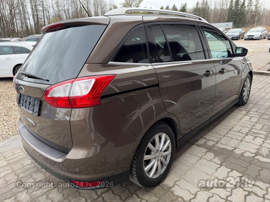 Brown Ford C-Max 2016 in Voru, with an engine capacity of 1.50 L and mileage of 279 thousand km for 6490 €, photo 5 on AUTOMOTO.COM.LV