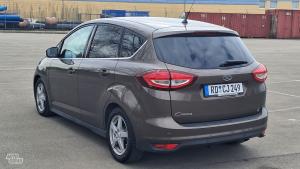 Brown Ford C-Max 2017 in Klaipeda, with an engine capacity of 2.00 L and mileage of 261 thousand km for 7730 €, photo 4 on AUTOMOTO.COM.LV