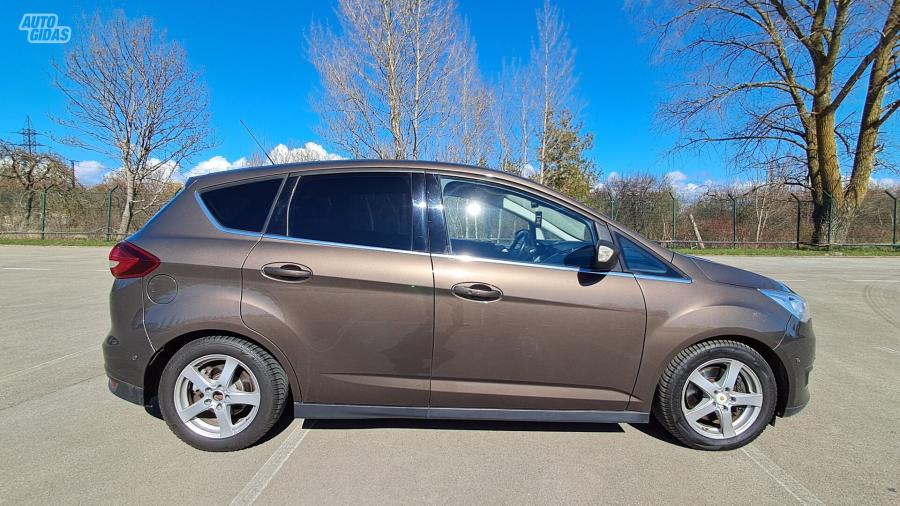 Brown Ford C-Max 2017 in Klaipeda, with an engine capacity of 2.00 L and mileage of 261 thousand km for 7900 €, photo 3 on AUTOMOTO.COM.LV