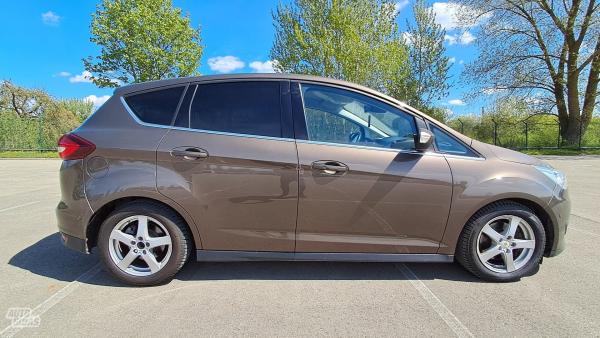 Brown Ford C-Max 2017 in Klaipeda, with an engine capacity of 2.00 L and mileage of 261 thousand km for 7900 €, photo 1 on AUTOMOTO.COM.LV