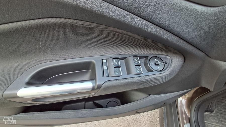 Brūns Ford C-Max 2017 Klaipėda, ar dzinēja tilpumu 2.00 L un nobraukumu 261 tūkst. km par 7900 €, foto 25 vietnē AUTOMOTO.COM.LV