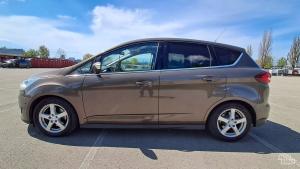Brown Ford C-Max 2017 in Klaipeda, with an engine capacity of 2.00 L and mileage of 261 thousand km for 6920 €, photo 3 on AUTOMOTO.COM.LV