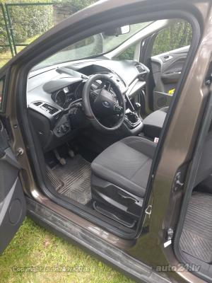 Brūns Ford C-Max 2017 Tallina, ar dzinēja tilpumu 1.00 L un nobraukumu 98 tūkst. km par 7990 €, foto 6 vietnē AUTOMOTO.COM.LV