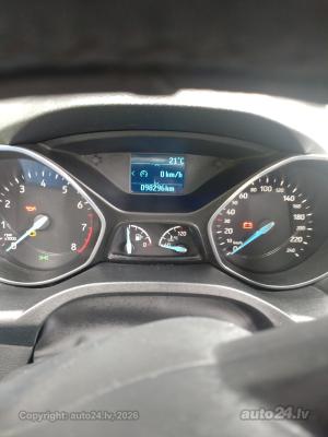 Brūns Ford C-Max 2017 Tallina, ar dzinēja tilpumu 1.00 L un nobraukumu 98 tūkst. km par 7990 €, foto 7 vietnē AUTOMOTO.COM.LV