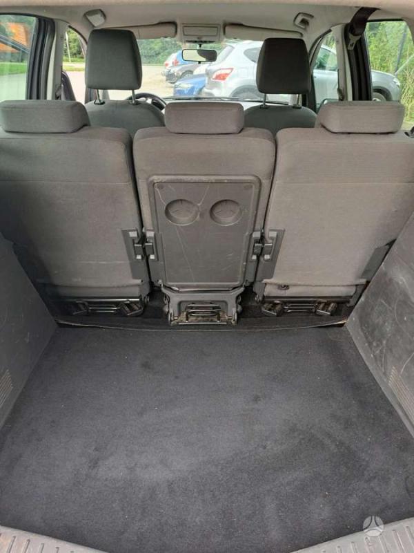 Zaļš Ford C-Max 2005 Klaipėda, ar dzinēja tilpumu 1.56 L un nobraukumu 174 tūkst. km par 1250 €, foto 5 vietnē AUTOMOTO.COM.LV