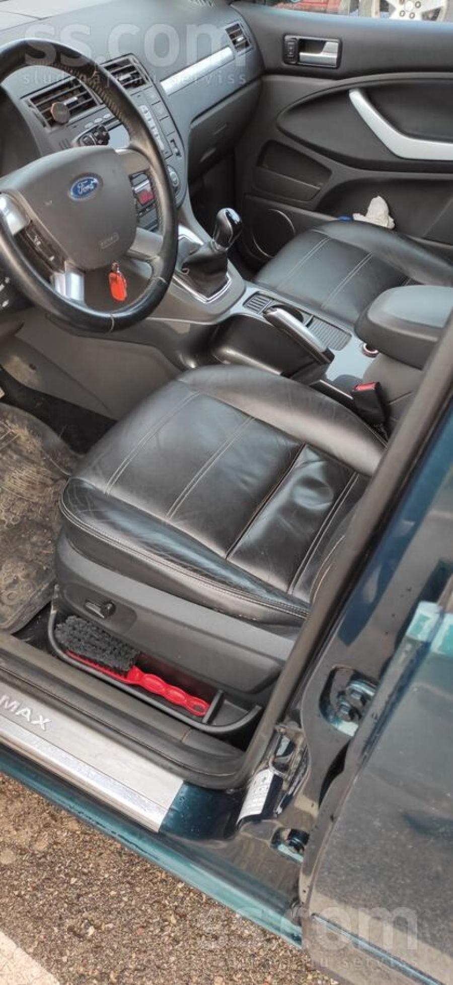 Green Ford C-Max 2008 in Gulbene, with an engine capacity of 1.60 L and mileage of 250 thousand km for 2600 €, photo 8 on AUTOMOTO.COM.LV