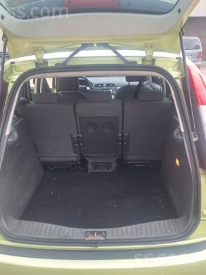 Zaļš Ford C-Max 2005 Jelgava, ar dzinēja tilpumu 1.60 L un nobraukumu 122 tūkst. km par 1700 €, foto 9 vietnē AUTOMOTO.COM.LV