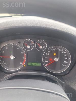 Zaļš Ford C-Max 2005 Jelgava, ar dzinēja tilpumu 1.60 L un nobraukumu 122 tūkst. km par 1700 €, foto 10 vietnē AUTOMOTO.COM.LV