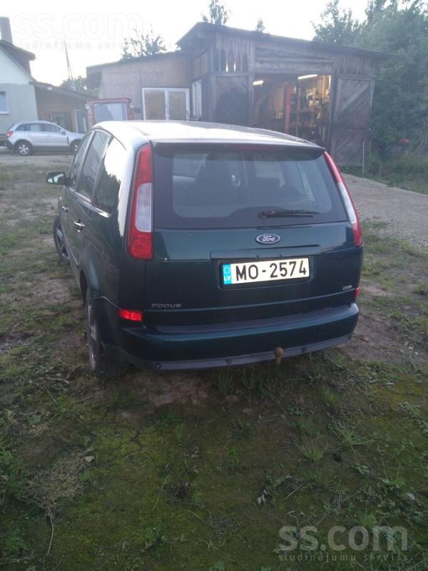 Green Ford C-Max 2006 in Rezekne, with an engine capacity of 2.00 L and mileage of 332 thousand km for 950 €, photo 4 on AUTOMOTO.COM.LV