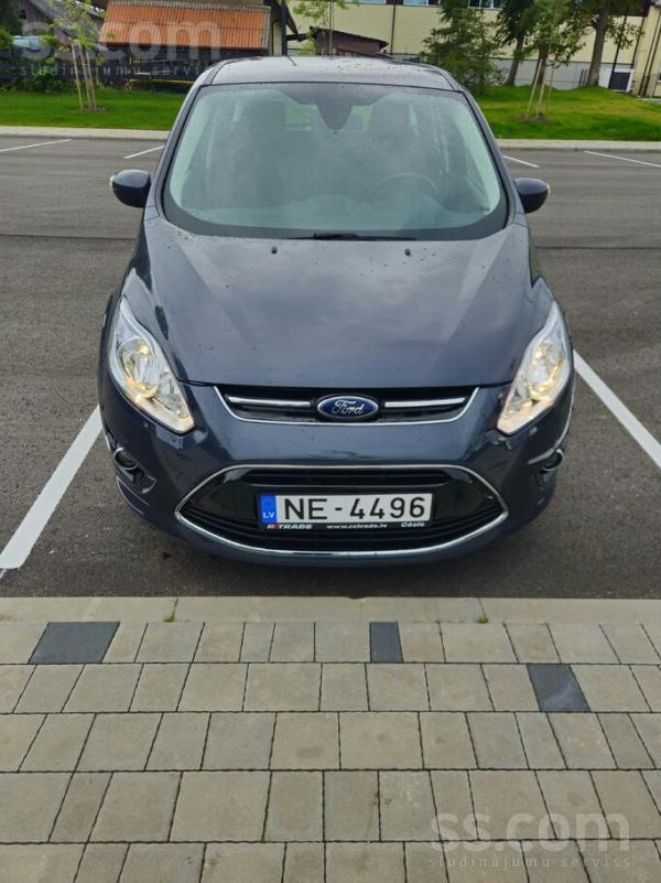 Green Ford C-Max 2013 in Valmiera, with an engine capacity of 1.60 L and mileage of 246 thousand km for 5700 €, photo 3 on AUTOMOTO.COM.LV