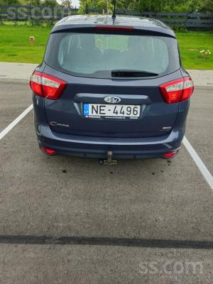 Green Ford C-Max 2013 in Valmiera, with an engine capacity of 1.60 L and mileage of 246 thousand km for 5700 €, photo 7 on AUTOMOTO.COM.LV