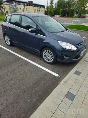 Green Ford C-Max 2013 in Valmiera, with an engine capacity of 1.60 L and mileage of 246 thousand km for 5700 €, photo 8 on AUTOMOTO.COM.LV