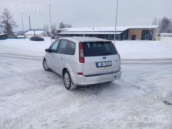 Pelēks Ford C-Max 2003 Gulbene, ar dzinēja tilpumu 2.00 L un nobraukumu 34 tūkst. km par 1195 €, foto 3 vietnē AUTOMOTO.COM.LV