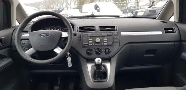 Grey Ford C-Max 2003 in Valmiera, with an engine capacity of 1.80 L and mileage of 162 thousand km for 1450 €, photo 9 on AUTOMOTO.COM.LV