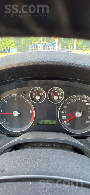 Pelēks Ford C-Max 2005 Rīga, ar dzinēja tilpumu 1.60 L un nobraukumu 257 tūkst. km par 2550 €, foto 6 vietnē AUTOMOTO.COM.LV