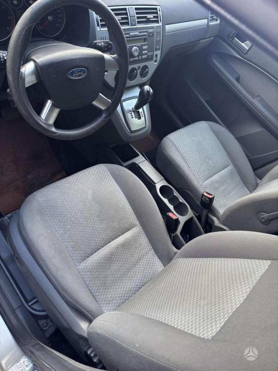 Pelēks Ford C-Max 2006 Kauņa, ar dzinēja tilpumu 1.60 L un nobraukumu 206 tūkst. km par 350 €, foto 7 vietnē AUTOMOTO.COM.LV