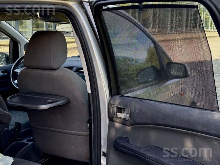 Pelēks Ford C-Max 2006 Tukums, ar dzinēja tilpumu 1.60 L un nobraukumu 264 tūkst. km par 1150 €, foto 9 vietnē AUTOMOTO.COM.LV