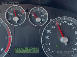 Pelēks Ford C-Max 2006 Tukums, ar dzinēja tilpumu 1.60 L un nobraukumu 264 tūkst. km par 1150 €, foto 11 vietnē AUTOMOTO.COM.LV
