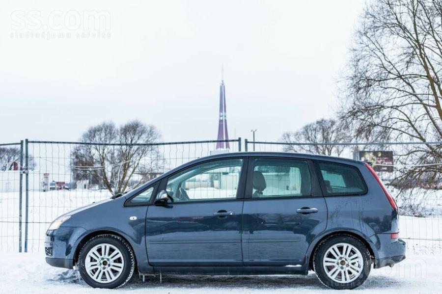 Grey Ford C-Max 2007 in Riga, with an engine capacity of 1.60 L and mileage of 260 thousand km for 2990 €, photo 4 on AUTOMOTO.COM.LV