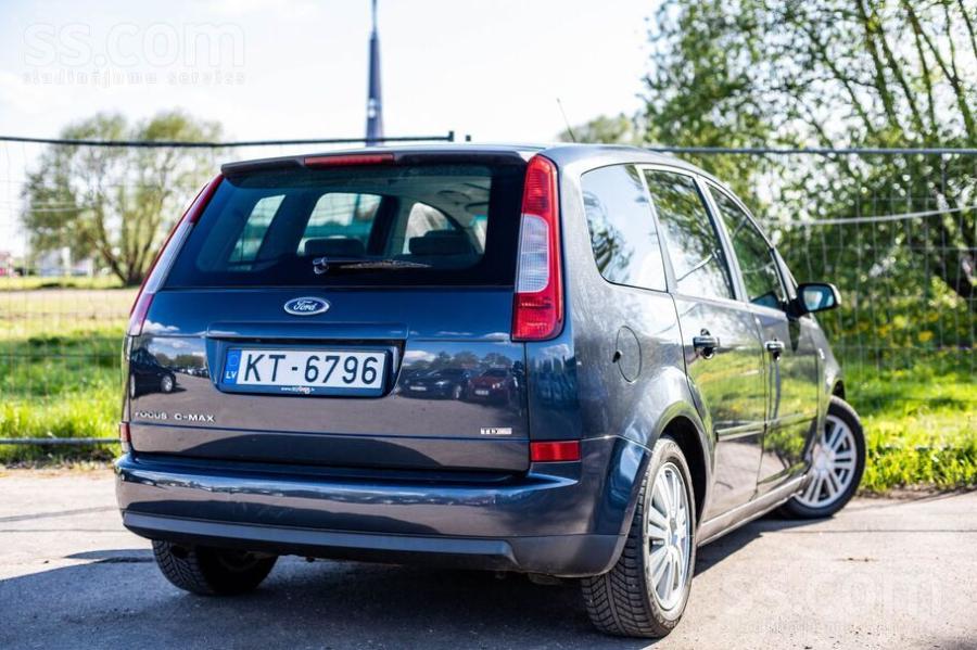 Grey Ford C-Max 2007 in Riga, with an engine capacity of 1.60 L and mileage of 260 thousand km for 2590 €, photo 7 on AUTOMOTO.COM.LV