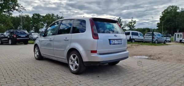 Grey Ford C-Max 2007 in Valmiera, with an engine capacity of 1.80 L and mileage of 458 thousand km for 990 €, photo 4 on AUTOMOTO.COM.LV