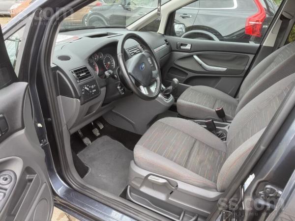 Ford C-Max 2007 in Talsi on AUTOMOTO.COM.LV Grey Ford C-Max 2007 in Talsi, with an engine capacity of 1.60 L and mileage of 191 thousand km for 2650 €, photo 9 on AUTOMOTO.COM.LV