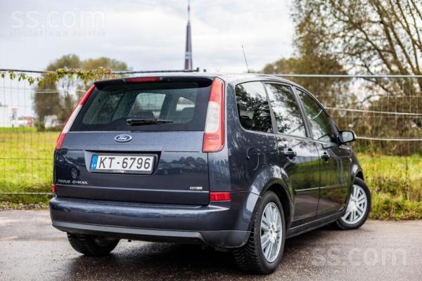 Grey Ford C-Max 2007 in Riga, with an engine capacity of 1.60 L and mileage of 261 thousand km for 2690 €, photo 8 on AUTOMOTO.COM.LV