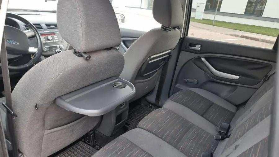 Pelēks Ford C-Max 2008 Cēsis, ar dzinēja tilpumu 1.60 L un nobraukumu 290 tūkst. km par 2200 €, foto 11 vietnē AUTOMOTO.COM.LV