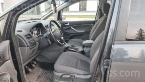 Grey Ford C-Max 2008 in Cesis, with an engine capacity of 1.60 L and mileage of 290 thousand km for 2200 €, photo 12 on AUTOMOTO.COM.LV
