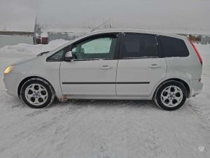 Grey Ford C-Max 2010 in Utena, with an engine capacity of 1.60 L and mileage of 199 thousand km for 2950 €, photo 4 on AUTOMOTO.COM.LV