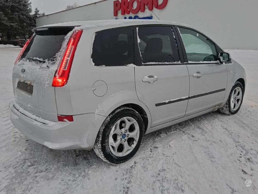 Grey Ford C-Max 2010 in Utena, with an engine capacity of 1.60 L and mileage of 199 thousand km for 2950 €, photo 7 on AUTOMOTO.COM.LV