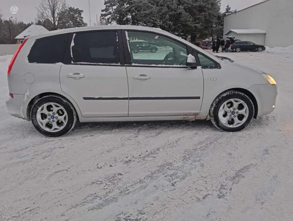 Grey Ford C-Max 2010 in Utena, with an engine capacity of 1.60 L and mileage of 199 thousand km for 2950 €, photo 8 on AUTOMOTO.COM.LV