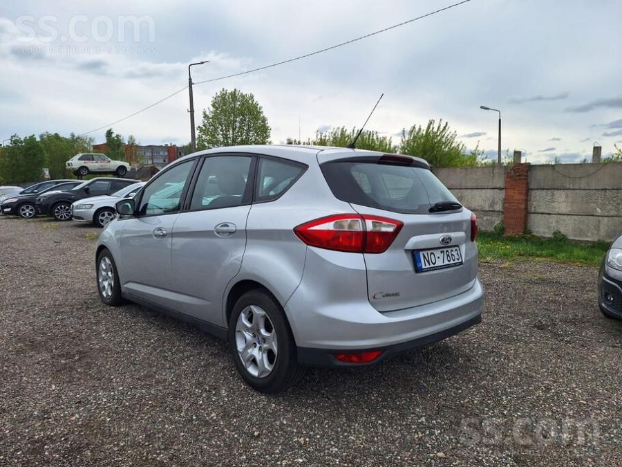 Grey Ford C-Max 2010 in Daugavpils, with an engine capacity of 1.60 L and mileage of 0 thousand km for 4450 €, photo 5 on AUTOMOTO.COM.LV