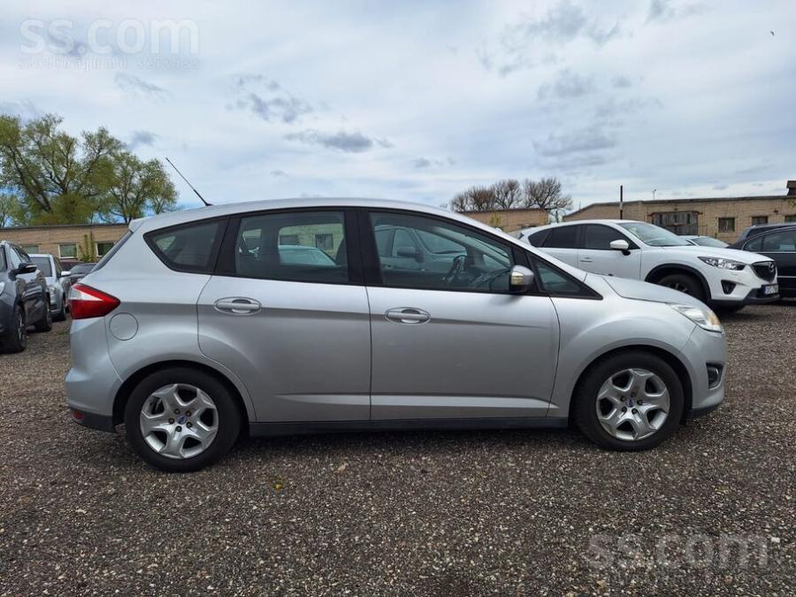 Grey Ford C-Max 2010 in Daugavpils, with an engine capacity of 1.60 L and mileage of 0 thousand km for 4450 €, photo 9 on AUTOMOTO.COM.LV