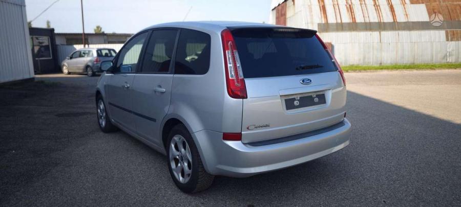 Grey Ford C-Max 2010 in Utena, with an engine capacity of 1.60 L and mileage of 200 thousand km for 2350 €, photo 4 on AUTOMOTO.COM.LV