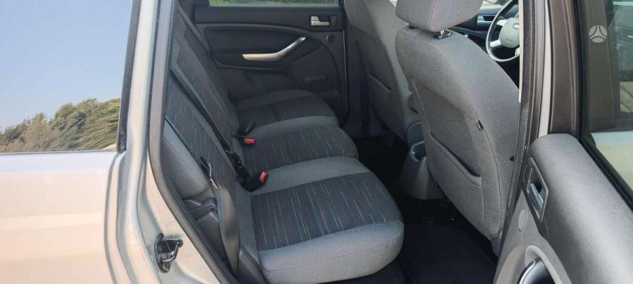 Grey Ford C-Max 2010 in Utena, with an engine capacity of 1.60 L and mileage of 200 thousand km for 2350 €, photo 14 on AUTOMOTO.COM.LV