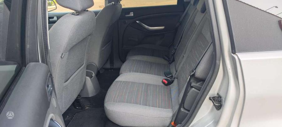 Grey Ford C-Max 2010 in Utena, with an engine capacity of 1.60 L and mileage of 200 thousand km for 2350 €, photo 15 on AUTOMOTO.COM.LV