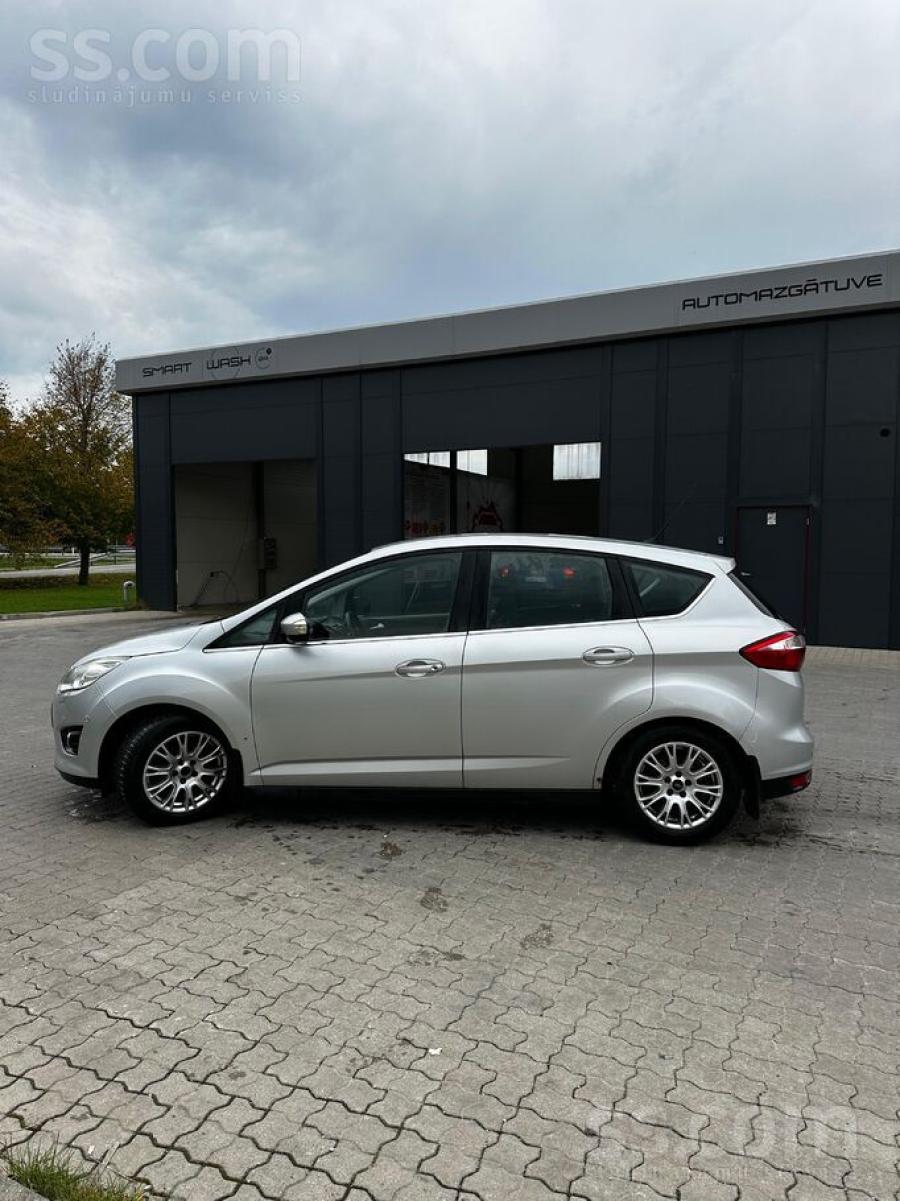Grey Ford C-Max 2010 in Liepaja, with an engine capacity of 1.60 L and mileage of 326 thousand km for 3445 €, photo 5 on AUTOMOTO.COM.LV
