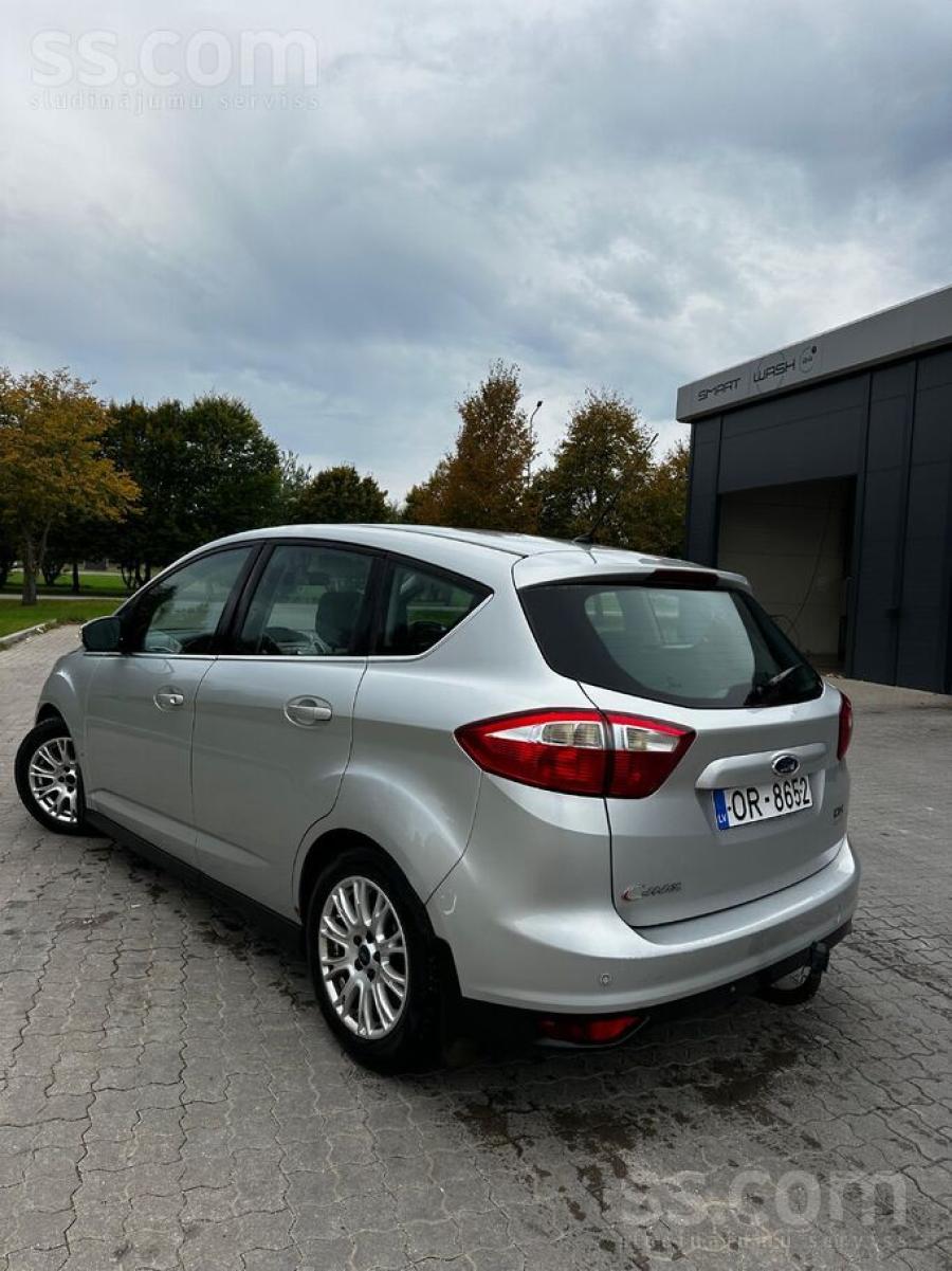 Grey Ford C-Max 2010 in Liepaja, with an engine capacity of 1.60 L and mileage of 326 thousand km for 3445 €, photo 7 on AUTOMOTO.COM.LV