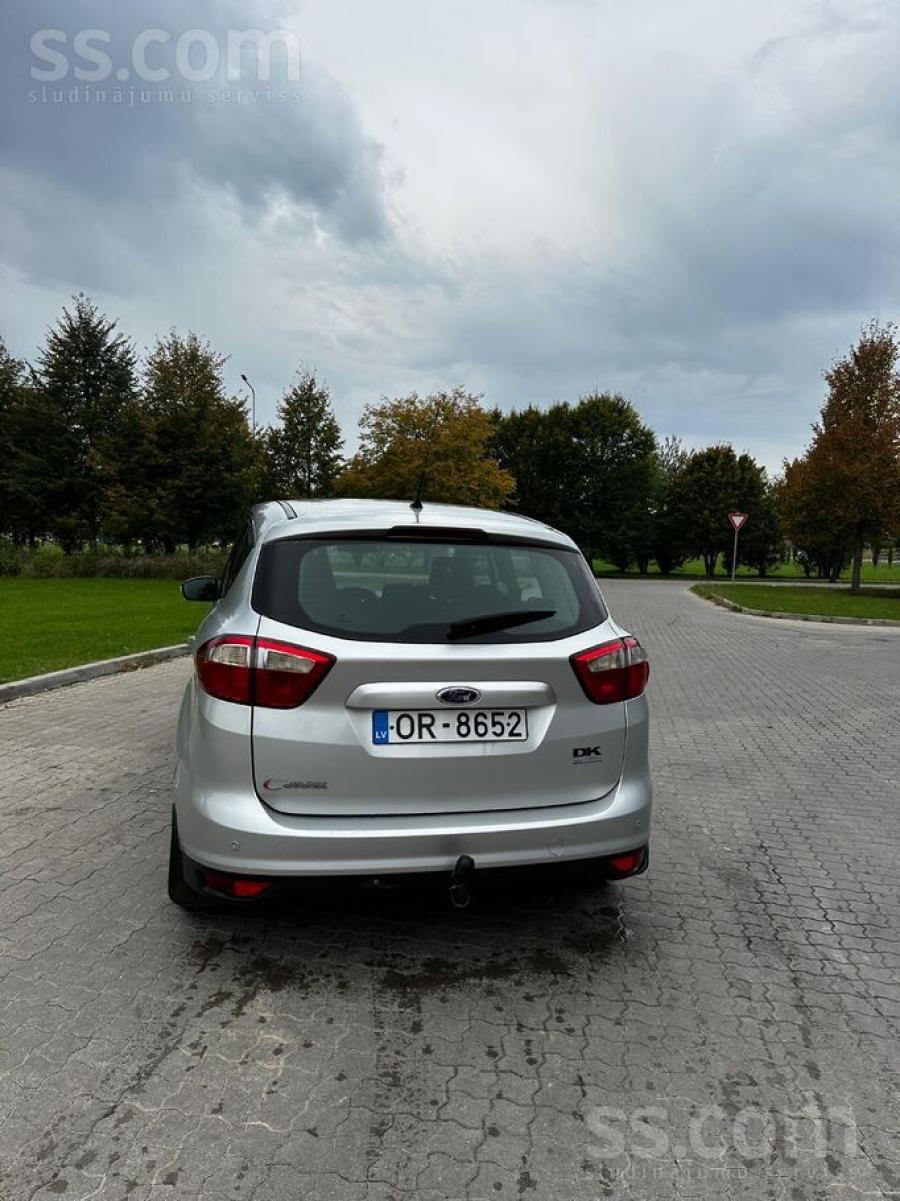Grey Ford C-Max 2010 in Liepaja, with an engine capacity of 1.60 L and mileage of 326 thousand km for 3445 €, photo 10 on AUTOMOTO.COM.LV