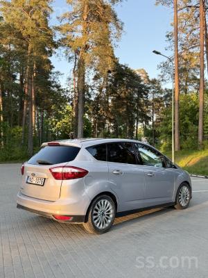 Grey Ford C-Max 2011 in Riga, with an engine capacity of 2.00 L and mileage of 245 thousand km for 3500 €, photo 5 on AUTOMOTO.COM.LV