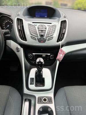 Grey Ford C-Max 2011 in Riga, with an engine capacity of 2.00 L and mileage of 245 thousand km for 3500 €, photo 13 on AUTOMOTO.COM.LV