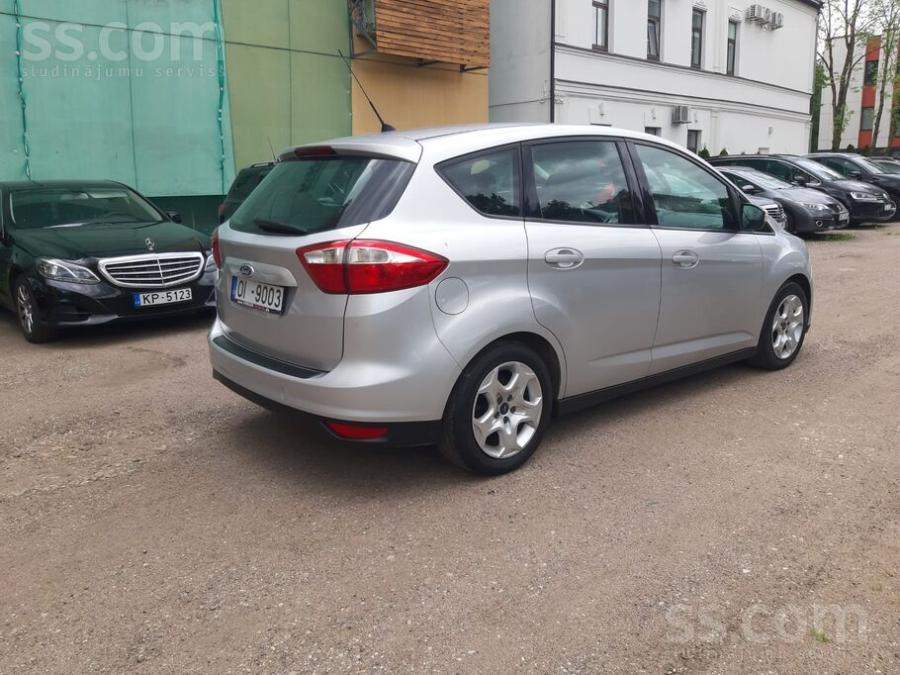 Pelēks Ford C-Max 2011 Daugavpils, ar dzinēja tilpumu 1.60 L un nobraukumu 0 tūkst. km par 3700 €, foto 6 vietnē AUTOMOTO.COM.LV