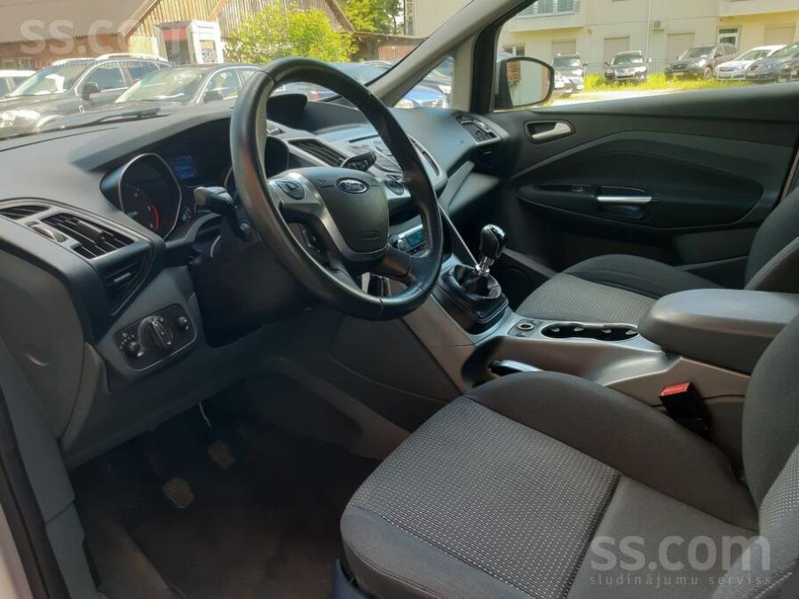 Pelēks Ford C-Max 2011 Daugavpils, ar dzinēja tilpumu 1.60 L un nobraukumu 0 tūkst. km par 3700 €, foto 12 vietnē AUTOMOTO.COM.LV