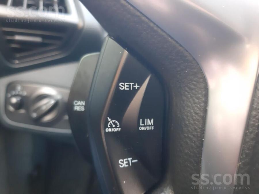 Pelēks Ford C-Max 2011 Daugavpils, ar dzinēja tilpumu 1.60 L un nobraukumu 0 tūkst. km par 3700 €, foto 14 vietnē AUTOMOTO.COM.LV