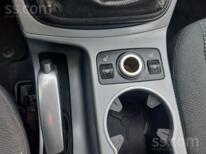 Pelēks Ford C-Max 2011 Daugavpils, ar dzinēja tilpumu 1.60 L un nobraukumu 0 tūkst. km par 3700 €, foto 20 vietnē AUTOMOTO.COM.LV