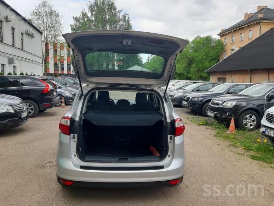 Pelēks Ford C-Max 2011 Daugavpils, ar dzinēja tilpumu 1.60 L un nobraukumu 0 tūkst. km par 3700 €, foto 22 vietnē AUTOMOTO.COM.LV